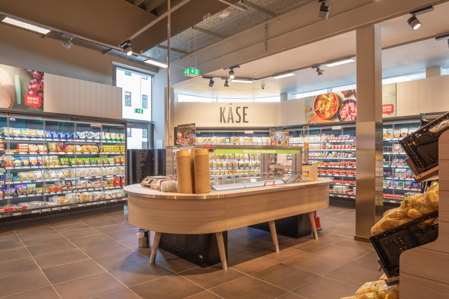 REWE Supermarkt Halle Saale - Baumgardt | Franke | Architekten